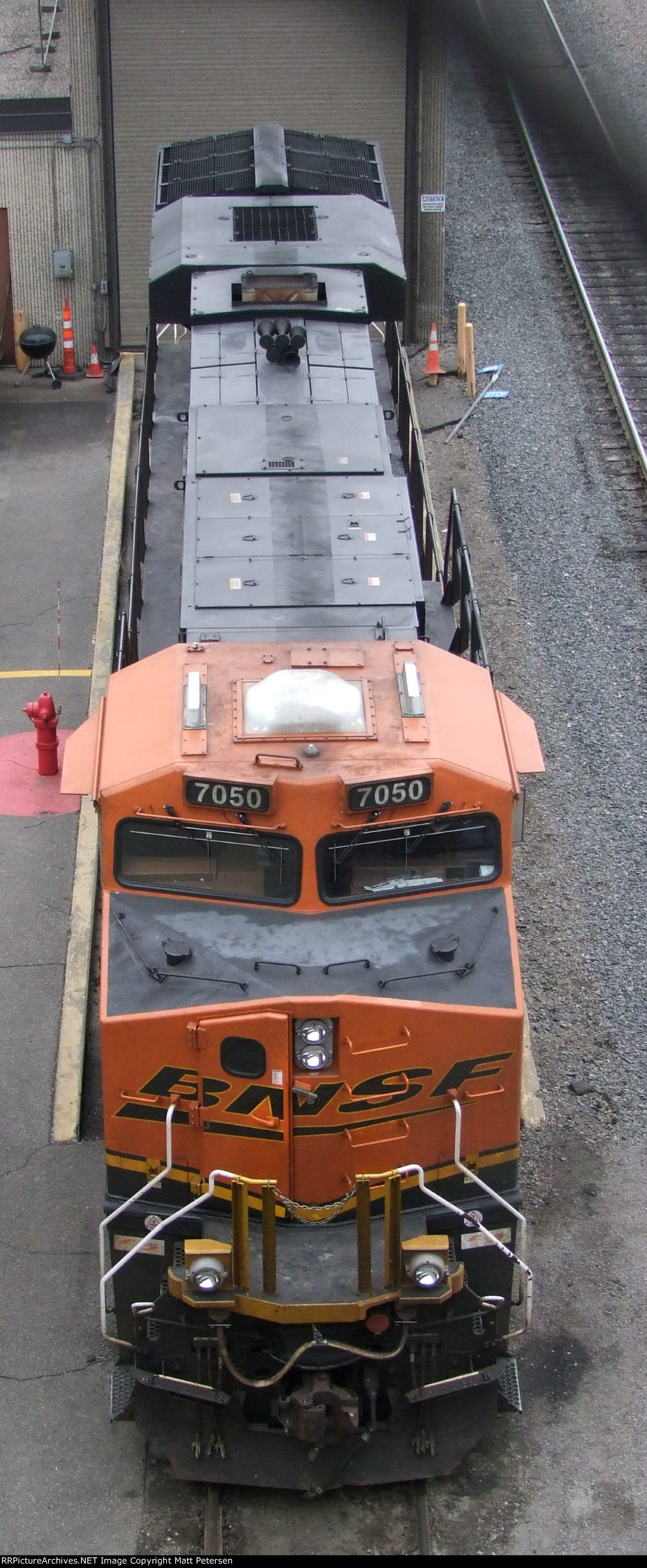 BNSF 7050